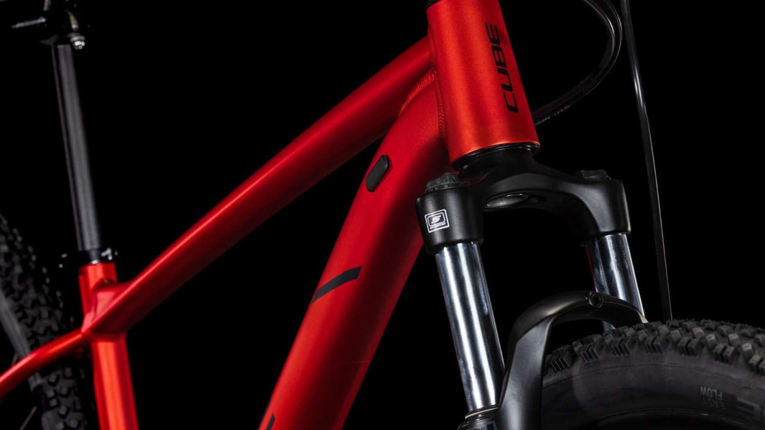 Cube aim race red store